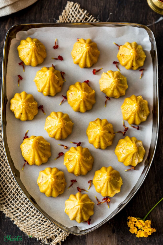 Kesar Mawa Modak | Khoya Modak - Shweta in the Kitchen